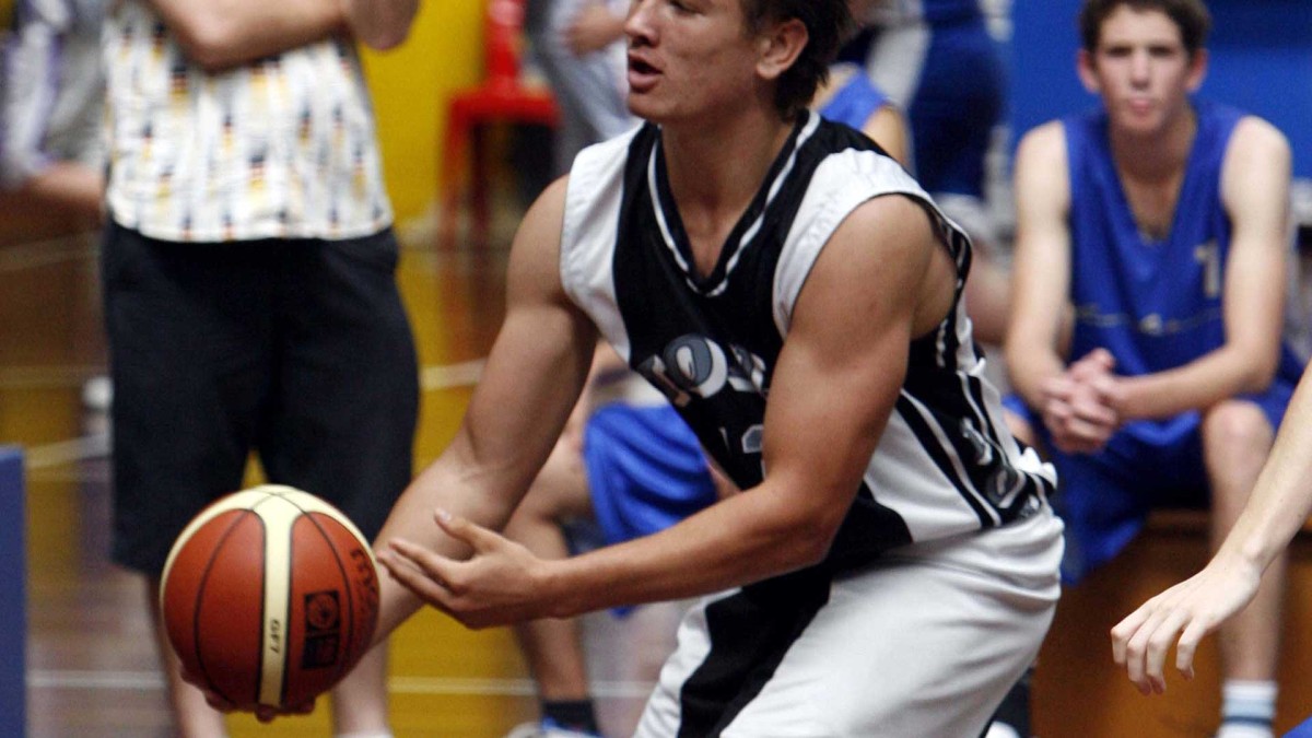 basketball - AIC Sport